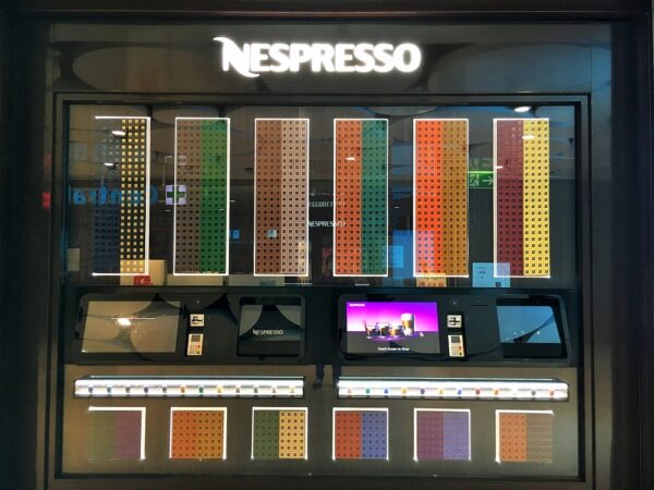 Nespresso Cube : le distributeur de capsules 24/24H - Vivre à Munich